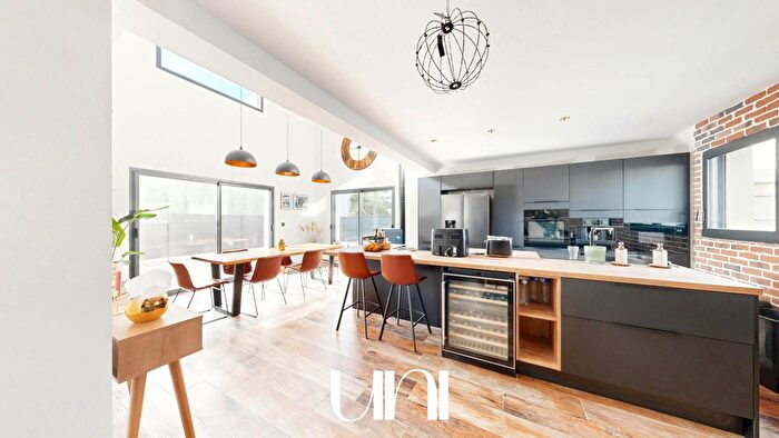 Maison à vendre - Saint-Martin-des-Entrées - 5 pièces - 3 chambres