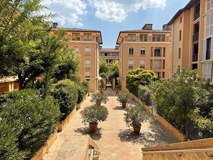 Aix-en-Provence, Centre-ville : Appartement 1 pièce à louer
