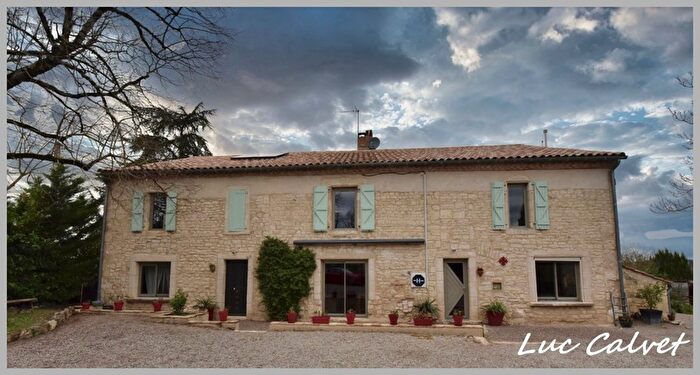 Maison à vendre - Frausseilles - 9 pièces - 6 chambres