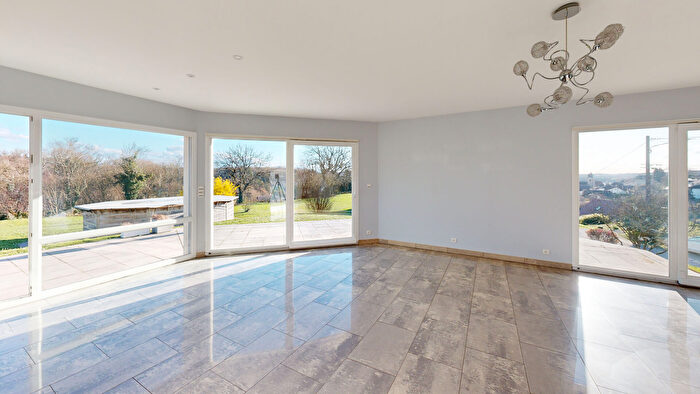 Maison à vendre - Pelousey - 6 pièces - 4 chambres