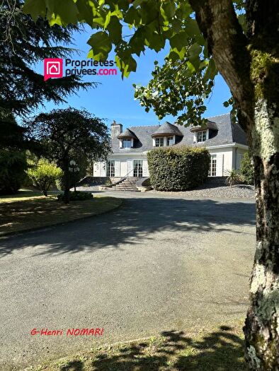 Maison à vendre - Châteaubriant, La Borderie, Choisel, La Ville Marie, Etang - 10 pièces - 6 chambres