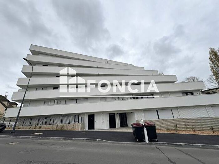 Appartement à louer - Tassigny-Leclerc Centre, Lagny-sur-Marne - 2 pièces - 1 chambre