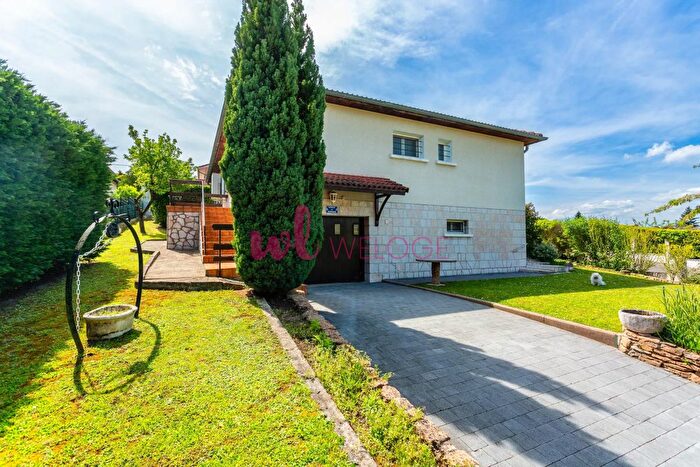 Maison 9 pièces à vendre à Ternay
