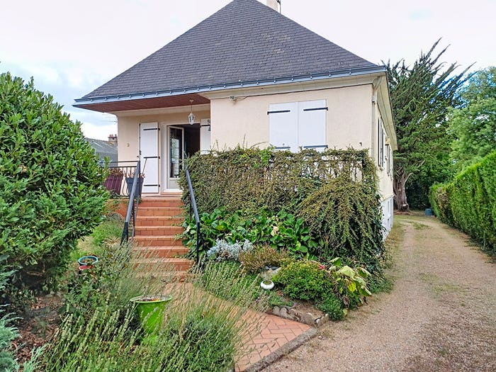 Maison 6 pièces à Mûrs-Erigné, à vendre