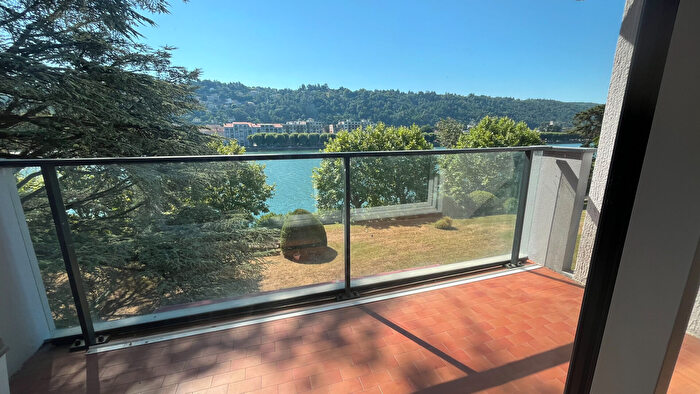 Sainte-Colombe - Appartement 3 pièces à vendre
