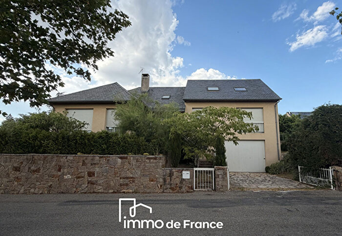 Maison 6 pièces à Sainte-Radegonde, à vendre