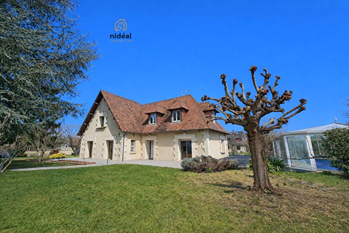 Maison à vendre - Saint-Marcel - 7 pièces - 5 chambres