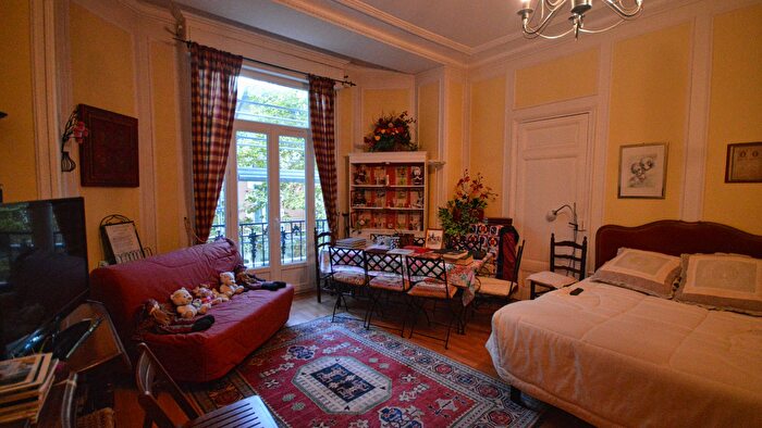 Appartement à vendre - Vichy, Thermal - 1 pièce