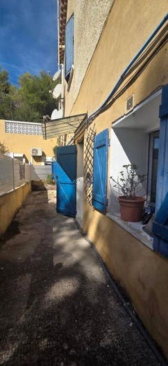 Appartement 2 pièces à louer à Évenos