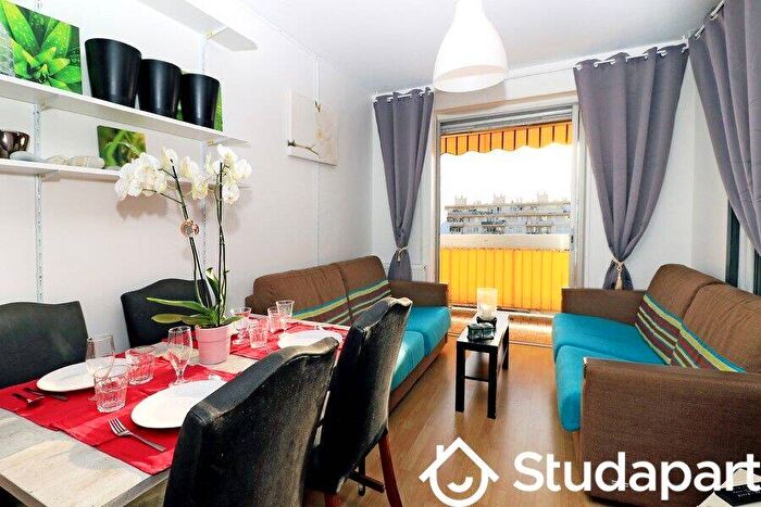 Appartement à louer - Arenas, Nice - 1 pièce - 4 chambres