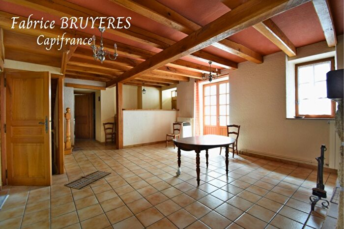 Maison à vendre - Ussel - 7 pièces - 4 chambres