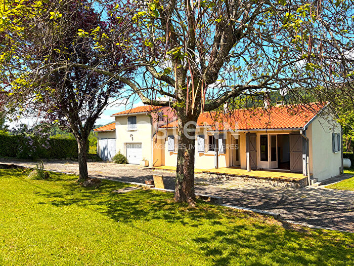 Maison 5 pièces à vendre à Foix