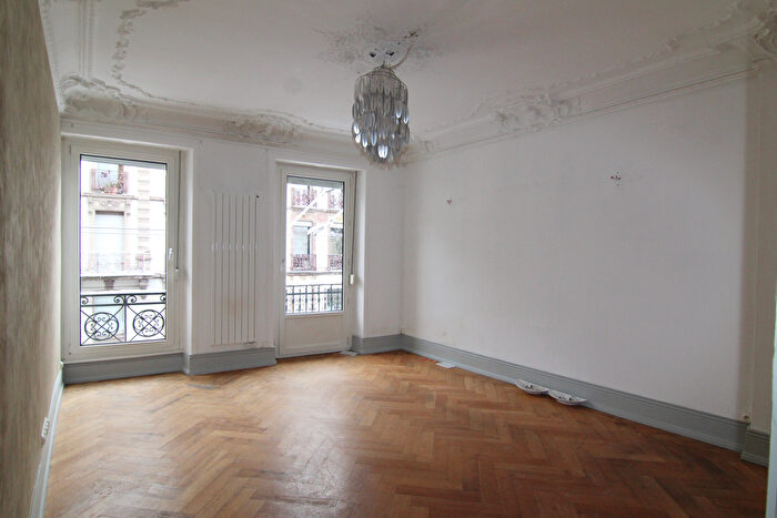 Appartement 4 pièces à louer - Mulhouse, Centre historique