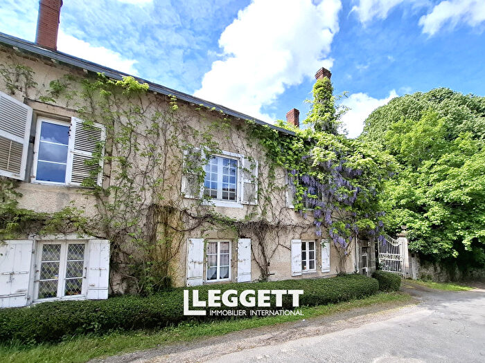 Maison à vendre - Solignac - 9 pièces - 6 chambres