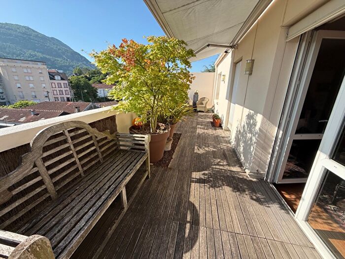 Appartement 4 pièces à Lourdes, Soum de Lanne, Cité Rotschild, à vendre