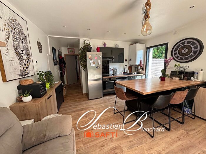 Maison à vendre - Rumilly, Centre-ville - 2 pièces - 1 chambre