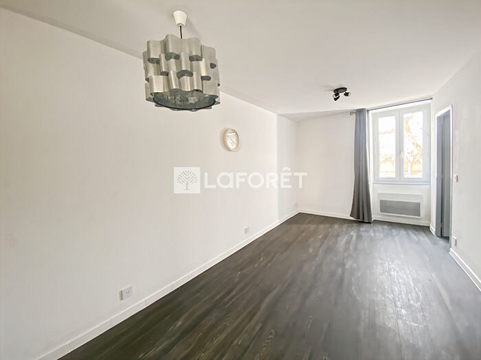 Appartement à louer - Bourg-lès-Valence, Bourg Ouest - 2 pièces - 1 chambre