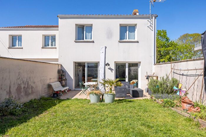 Maison à vendre - Rezé, Château - 4 pièces - 3 chambres
