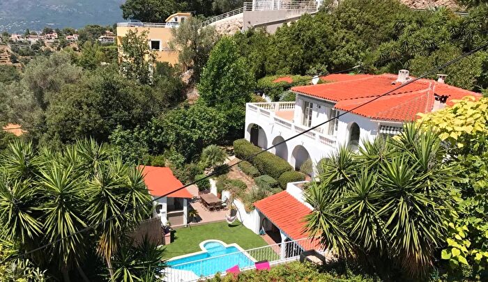 Maison à vendre - Aspremont - 6 pièces