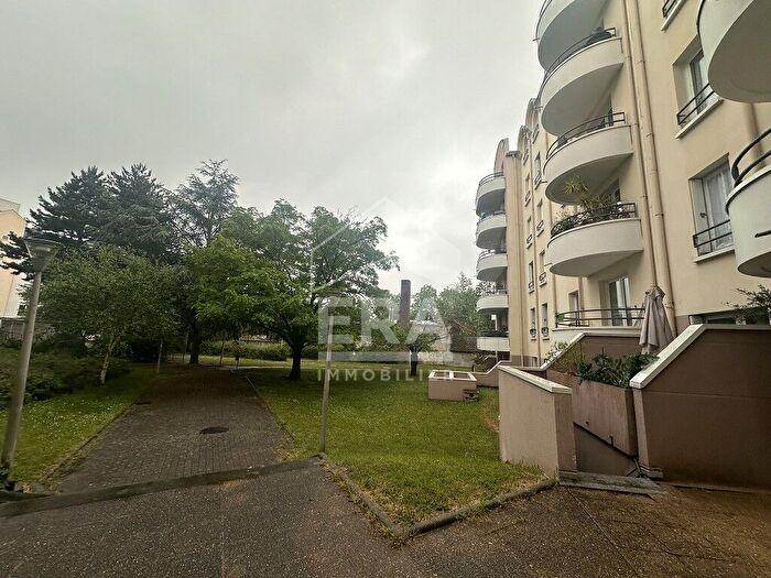 Appartement 1 pièce à vendre à Créteil, Centre ancien