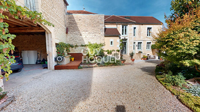 Maison 6 pièces à Migé, à vendre