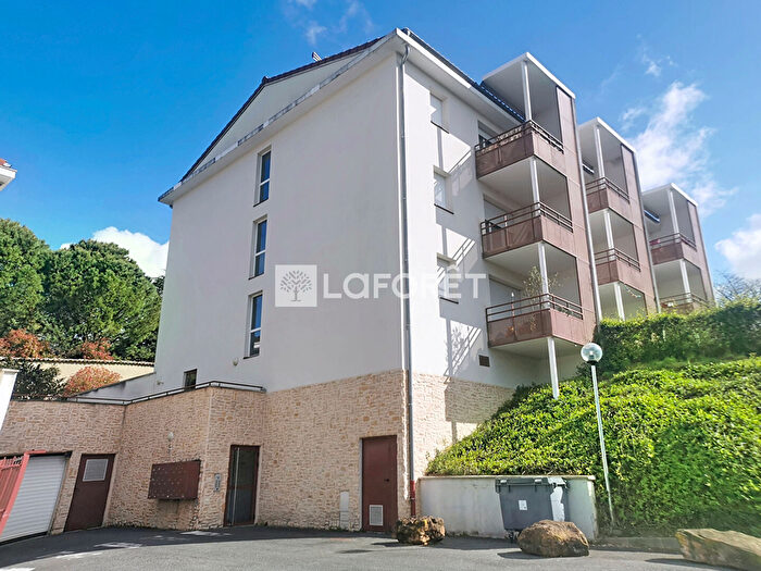 Appartement à vendre - Genay - 4 pièces - 3 chambres
