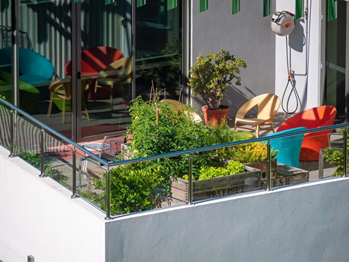 Appartement à vendre - Bègles - 3 pièces - 2 chambres