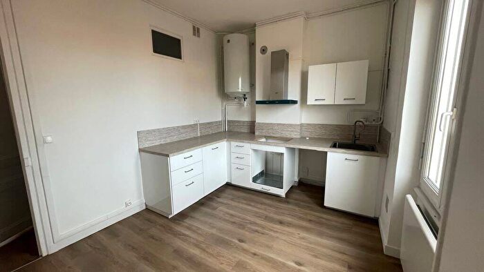 Centre Ville, Saint-Fons - Appartement 2 pièces à louer