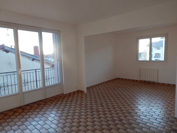 Appartement à louer - Loyettes - 3 pièces - 2 chambres
