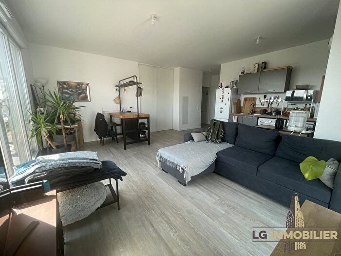 Appartement 4 pièces à Rivery, à louer