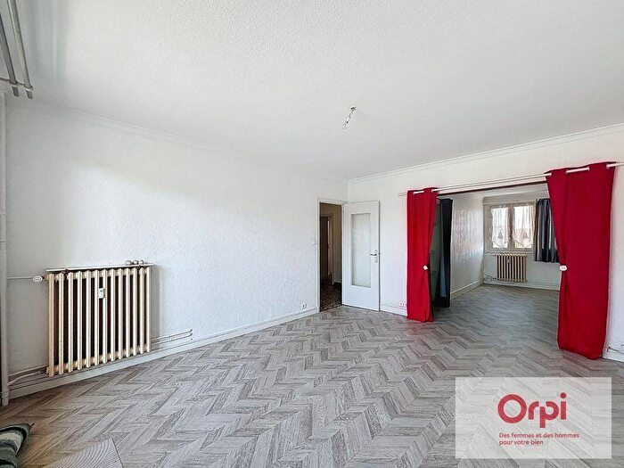 Appartement à louer - Viviani-Dunlop, Montluçon - 3 pièces - 2 chambres