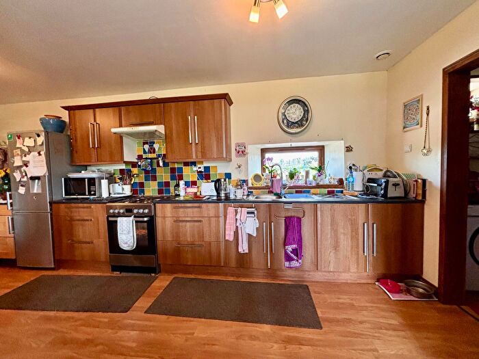 Maison à vendre - Vassy - 6 pièces - 4 chambres