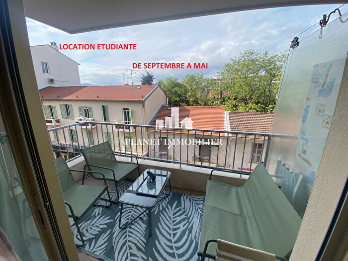 Appartement à louer - Antibes, Juan-les-Pins, Le Cap - 4 pièces - 3 chambres