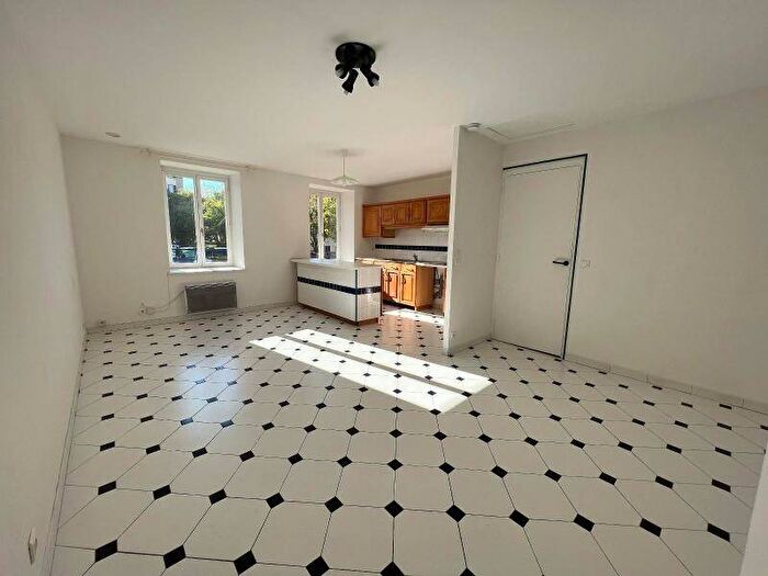 Appartement à louer - Centre, Tarare - 3 pièces - 2 chambres