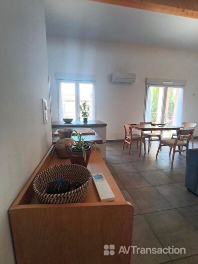 Trets : Appartement 3 pièces à vendre