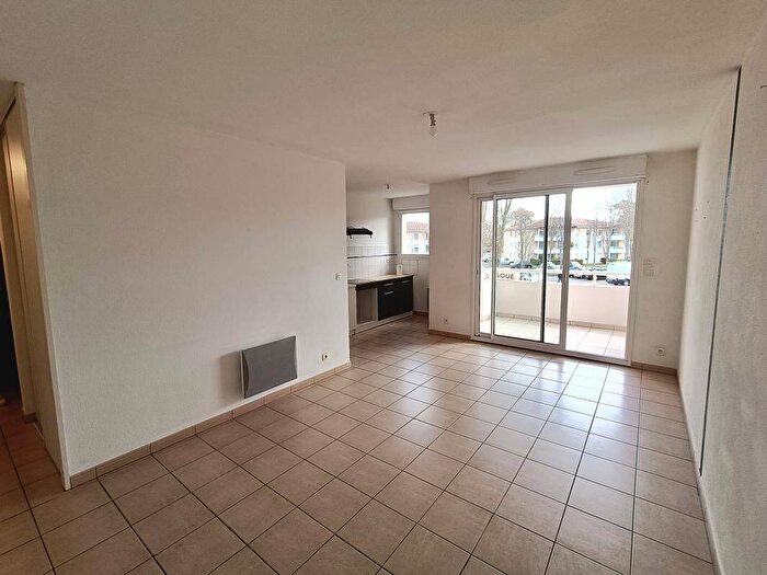 Appartement à louer - Lamoustey, Saint-Pierre-du-Mont - 2 pièces - 1 chambre