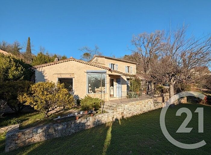 Maison à vendre - Châteauneuf-Grasse - 5 pièces - 4 chambres