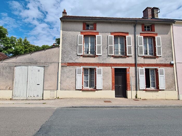 Maison 7 pièces à vendre à Magnac-Laval