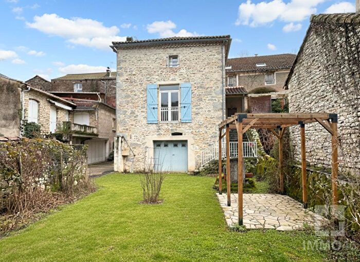 Maison à louer - Douelle - 4 pièces - 3 chambres
