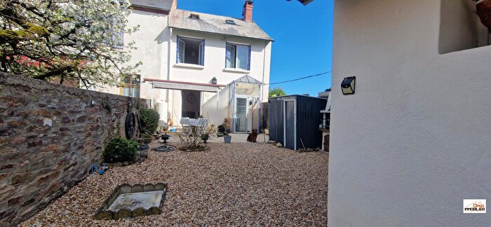 Maison 4 pièces à Viplaix, à vendre