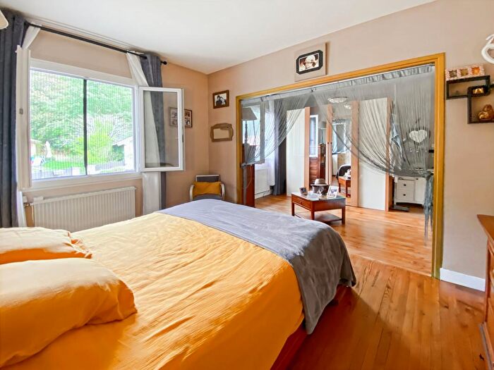 Maison à vendre - Rion-des-Landes - 6 pièces - 3 chambres
