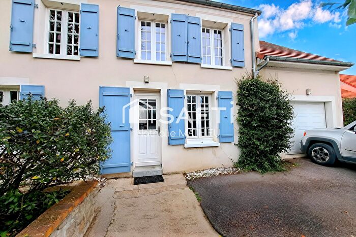 Maison à vendre - Magny-le-Hongre - 5 pièces - 3 chambres