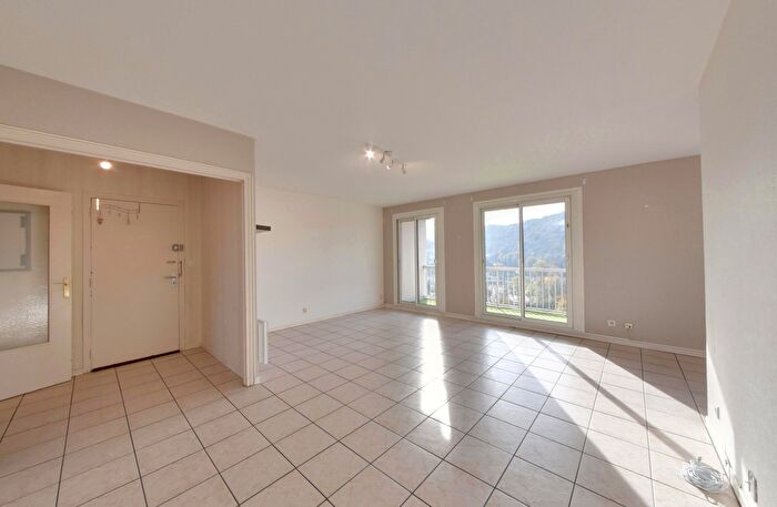 Appartement à vendre - Échirolles, Village, La Commanderie - 4 pièces - 3 chambres