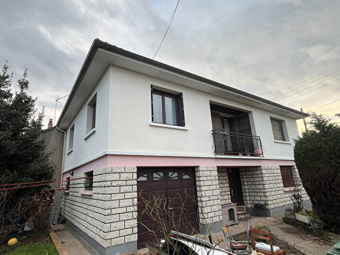 Maison à vendre - Paray-Vieille-Poste - 7 pièces - 4 chambres