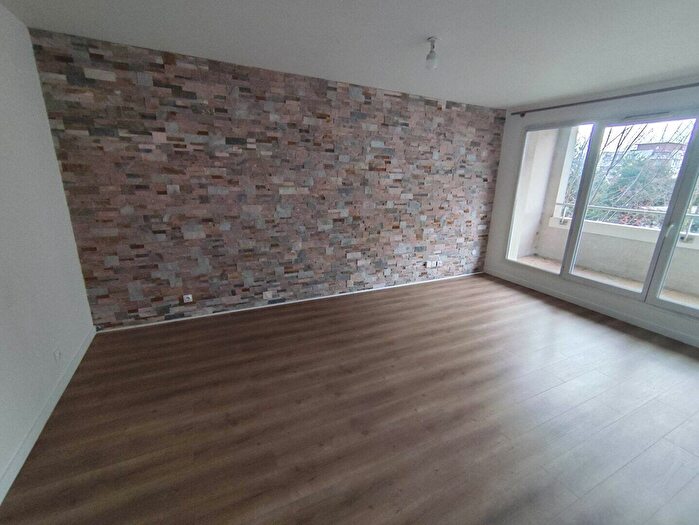 Appartement à louer - Le Point du Jour-Centre Gare, Cergy - 2 pièces - 1 chambre