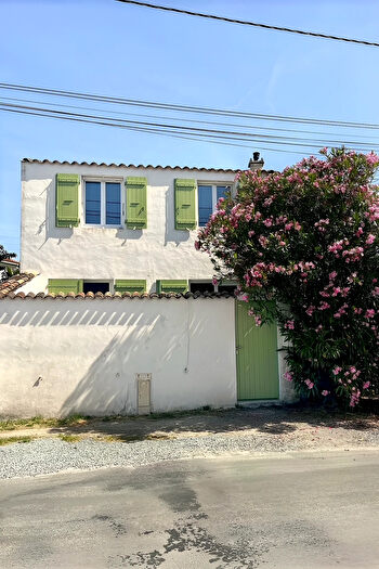 Le Château-d'Oléron : Maison 3 pièces à vendre