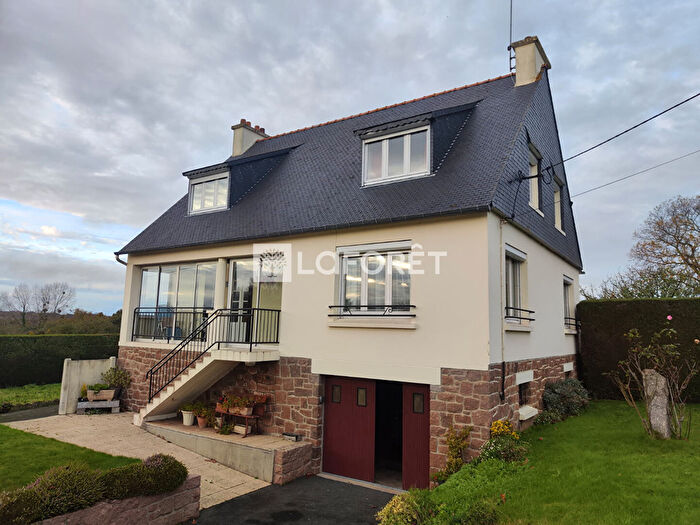 Maison à vendre - Pommerit-le-Vicomte - 7 pièces - 5 chambres