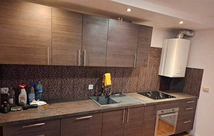 Vieux Pays-Roseraie-Bourg-Cité de lEurope- Le Merisier- Les Étangs, Aulnay-sous-Bois : Appartement 3 pièces à louer