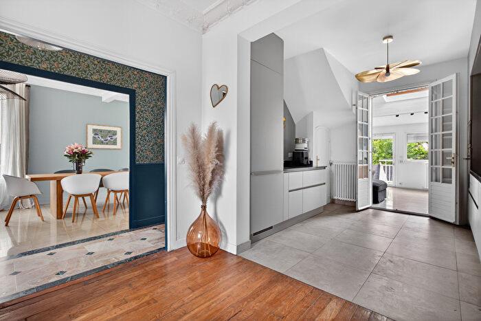Carrières-sur-Seine, Fermettes, Amandiers, Colombier : Maison 7 pièces à vendre