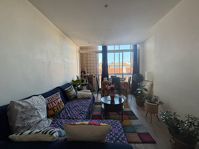 Toulon, Centre-ville : Appartement 2 pièces à vendre